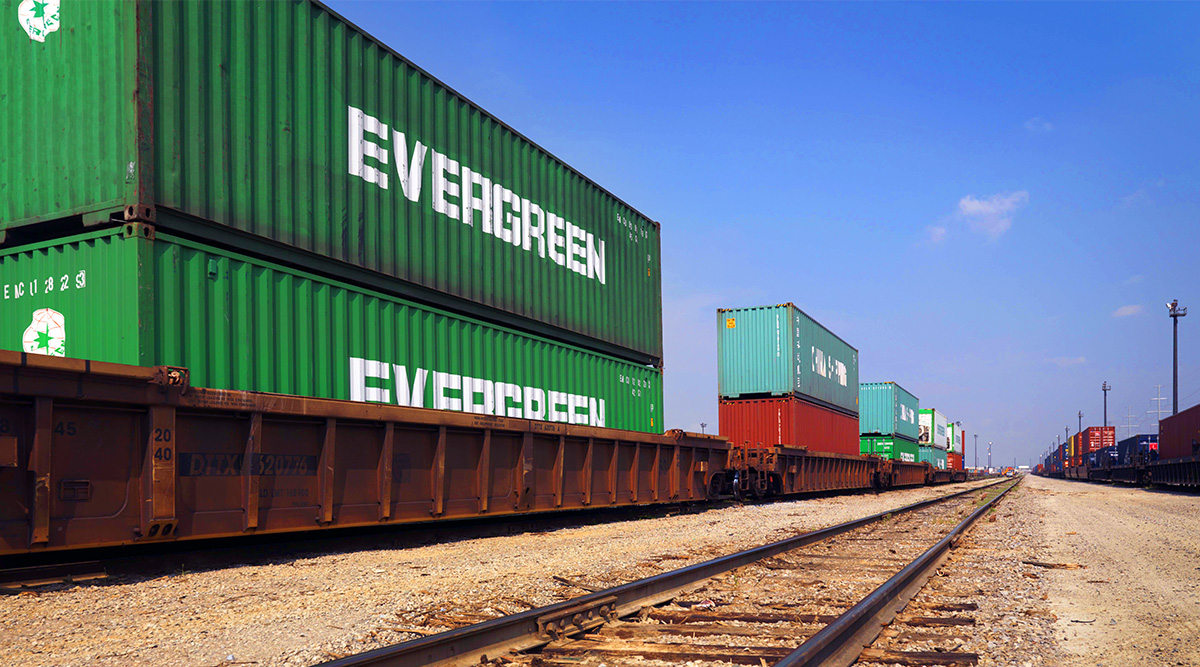 CN and Evergreen Extend Intermodal Agreement | cn.ca